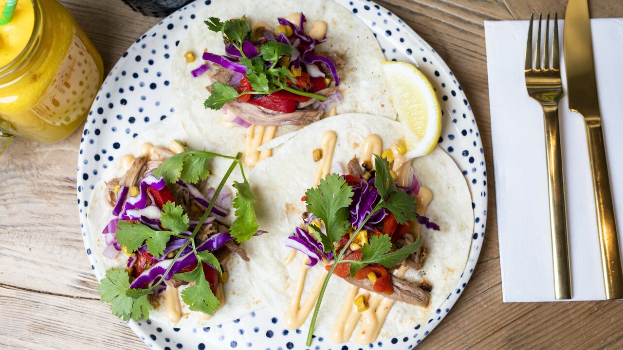 Outdoor dining spots for lunch and dinner | VisitCanberra